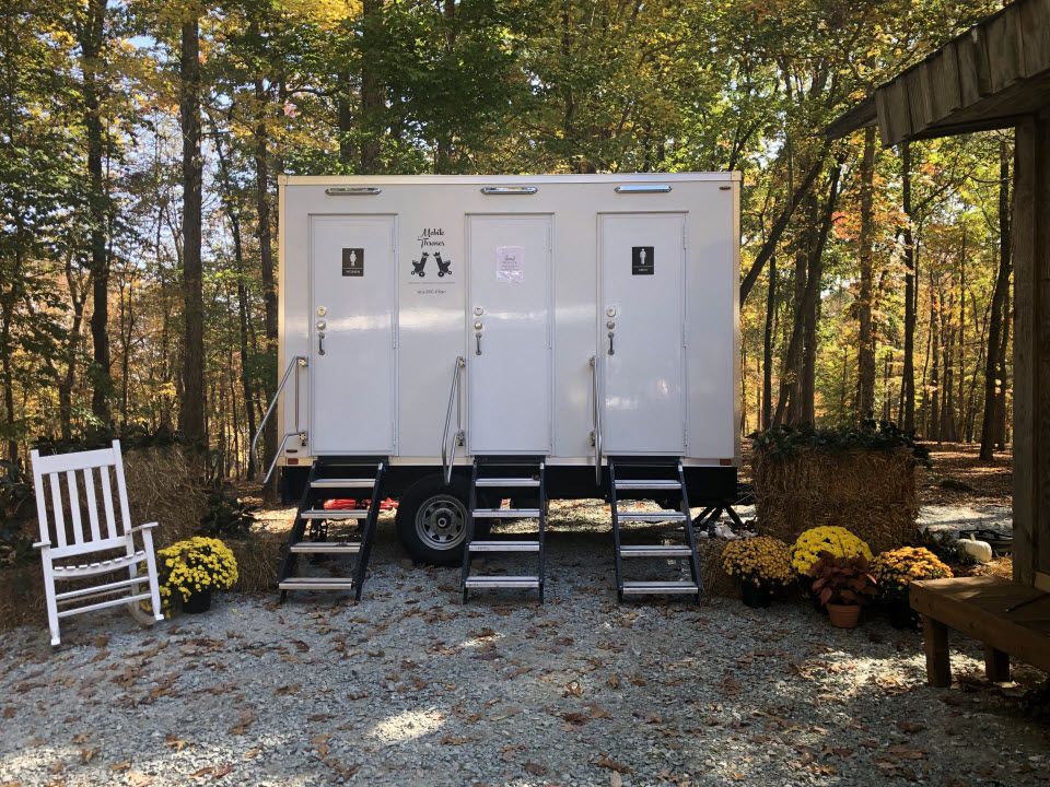 Portable bathrooms for weddings 60 photos - Astyledwedding.com